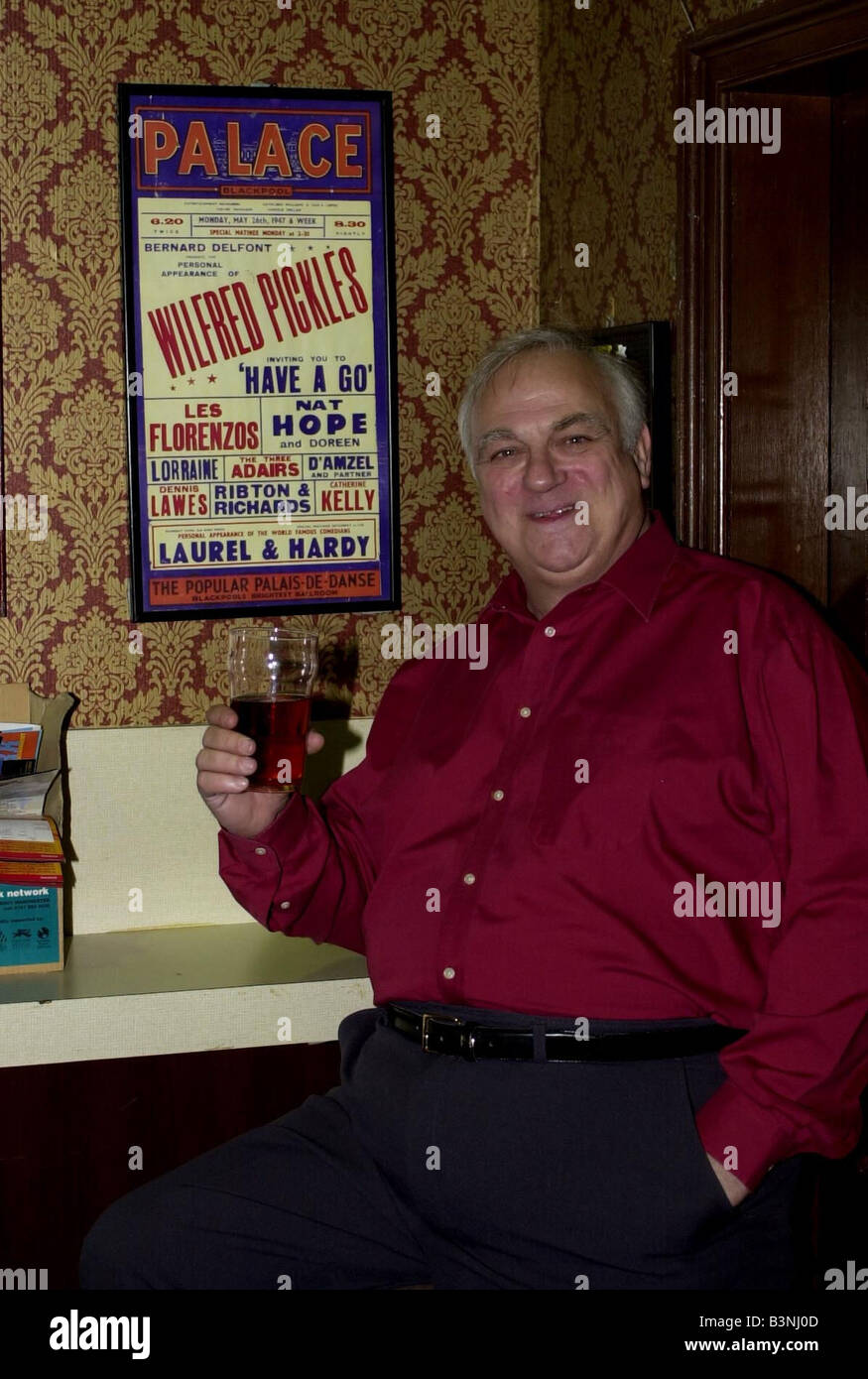 Actor and comedian Roy Hudd who is to star in ITV s Coronation Street ...