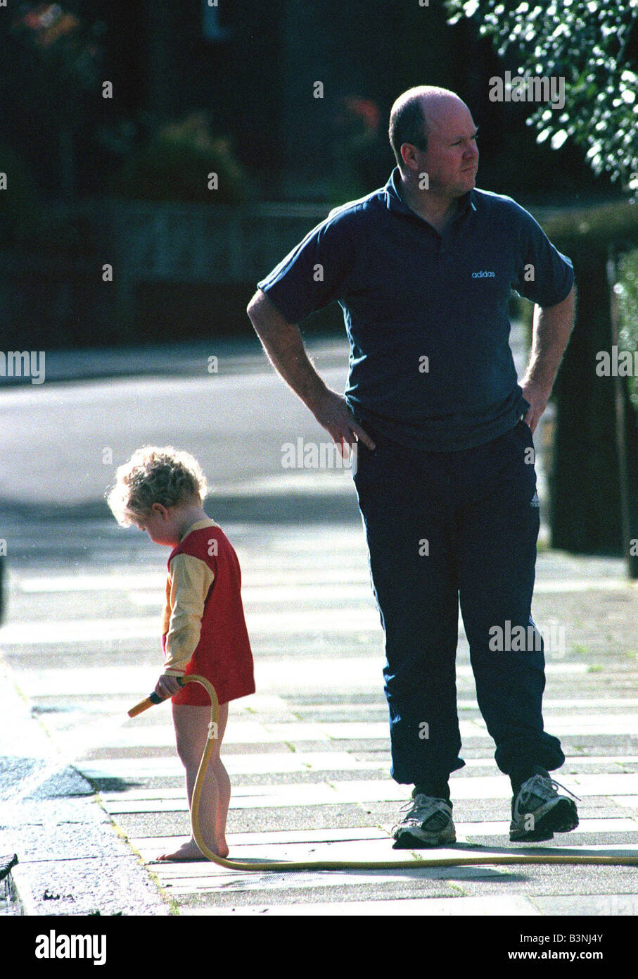 Eastenders actor steve mcfadden hi-res stock photography and images - Alamy