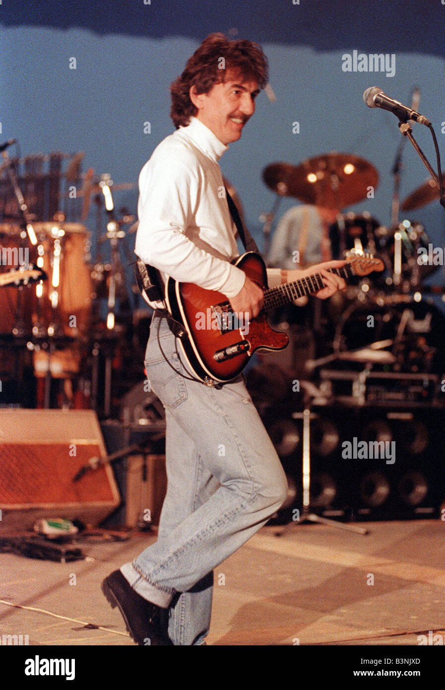 George Harrison rehearsing at Shepperton Studios for his London Concert ...