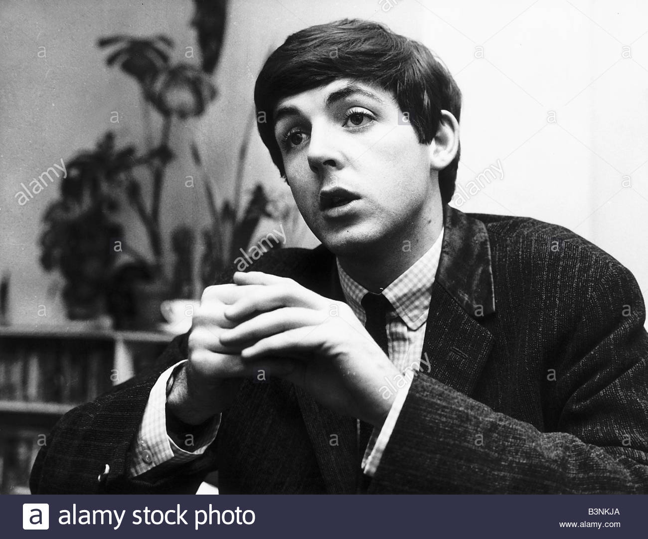 Famous Guitar High Resolution Stock Photography and Images - Alamy