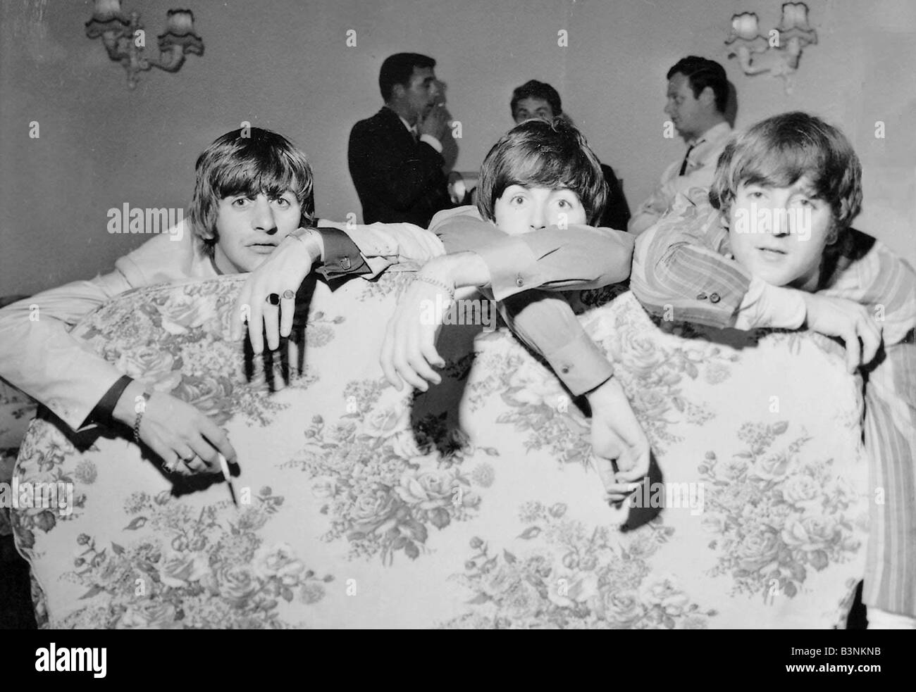 Beatles files 1964 paul mccartney hi-res stock photography and images ...