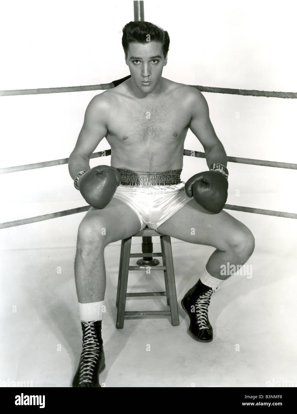 Elvis 1962 hi-res stock photography and images - Alamy