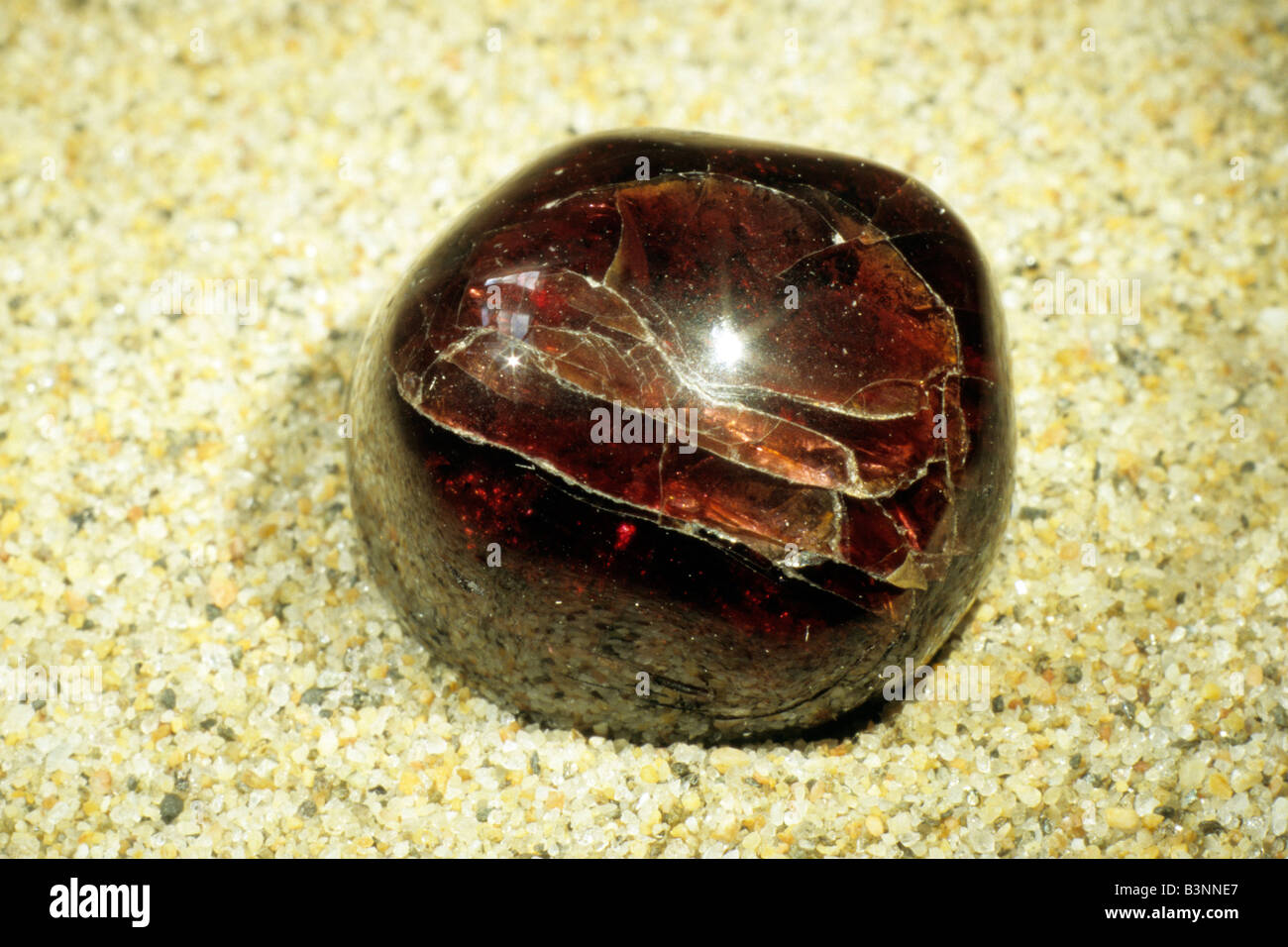 Garnet stone hi-res stock photography and images - Alamy
