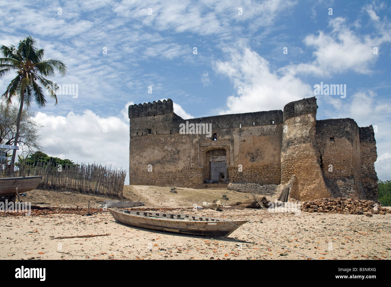 Kilwa Fort 19th century Kilwa Kisiwani important trade center about AD ...
