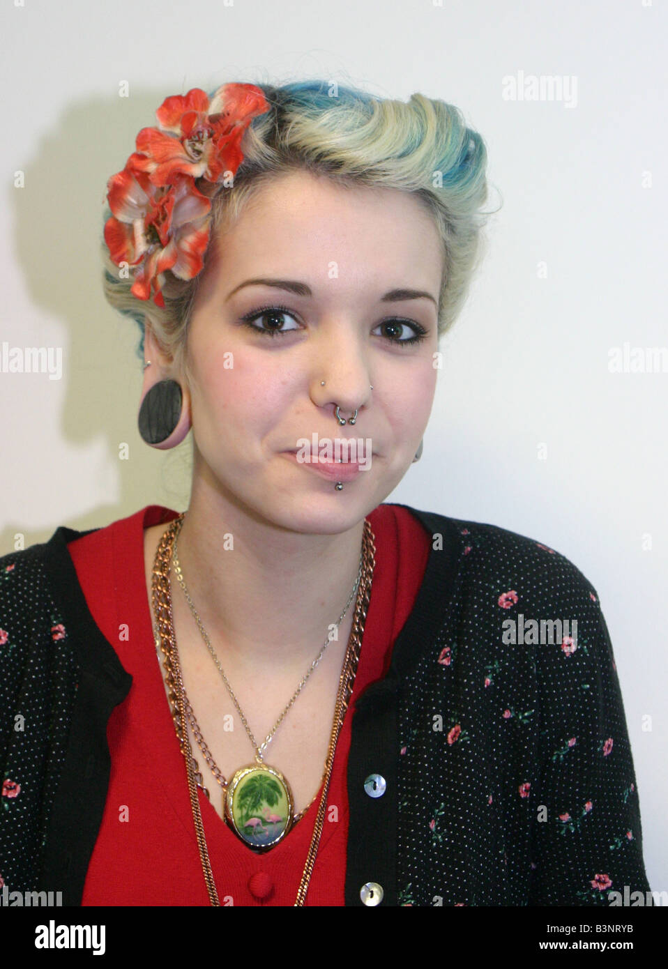 Tattoo girl convention hi-res stock photography and images - Alamy