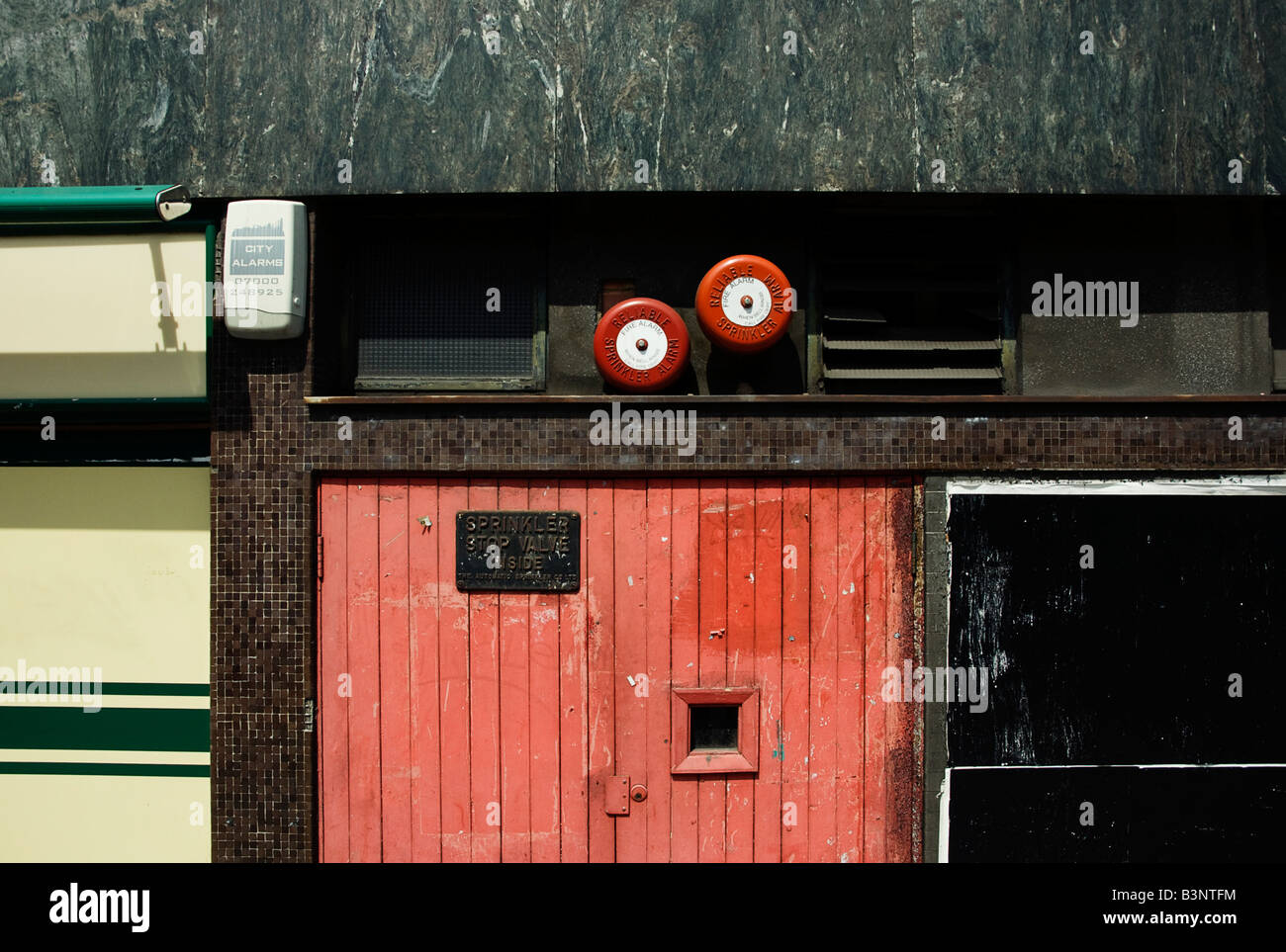 Fire alarms hi-res stock photography and images - Alamy