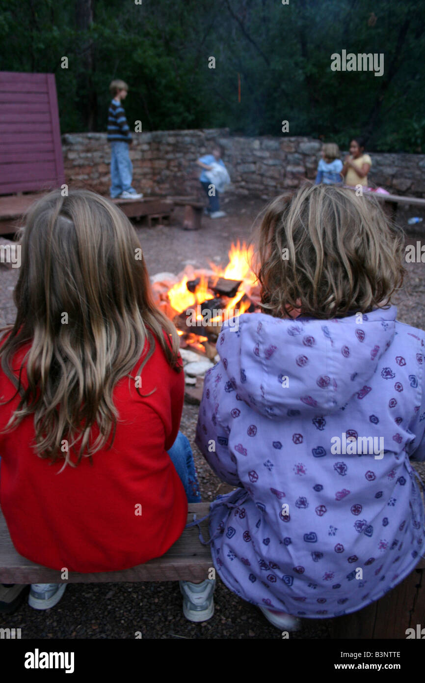 Child sundown hi-res stock photography and images - Alamy
