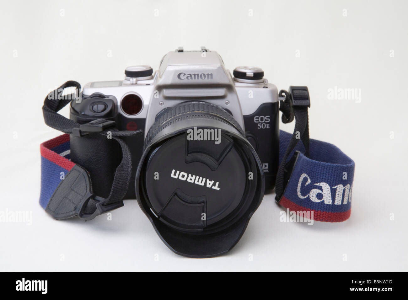 Canon eos film camera hi-res stock photography and images - Alamy