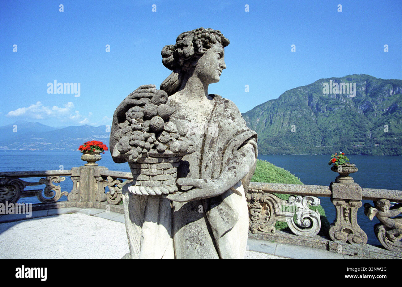 Lake como italy decor hi-res stock photography and images - Alamy