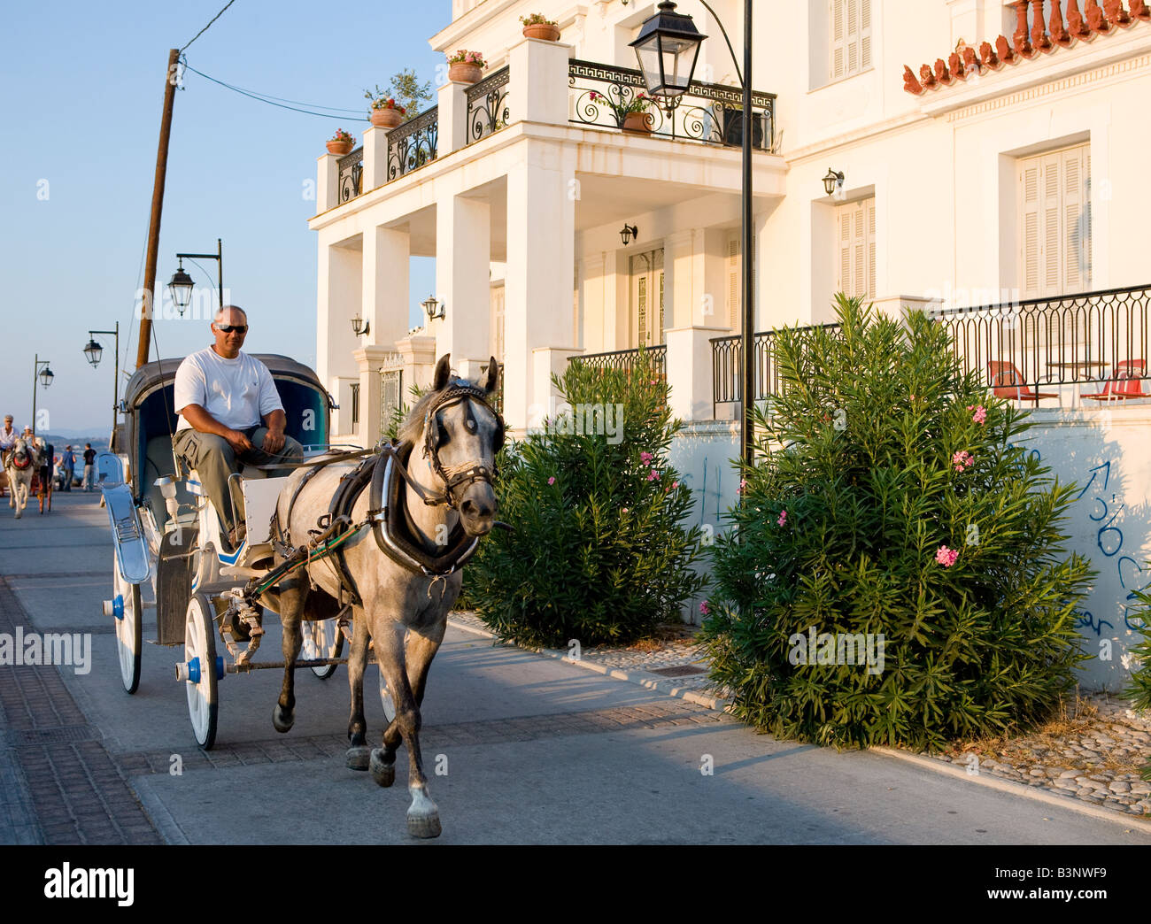 Greece horse drawn carriage spetses hi-res stock photography and images ...