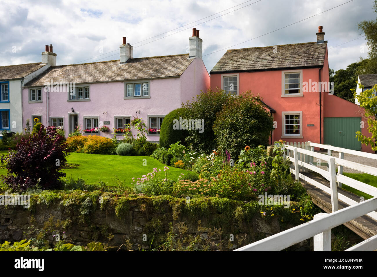 Painted Cottages Stock Photos & Painted Cottages Stock Images - Alamy