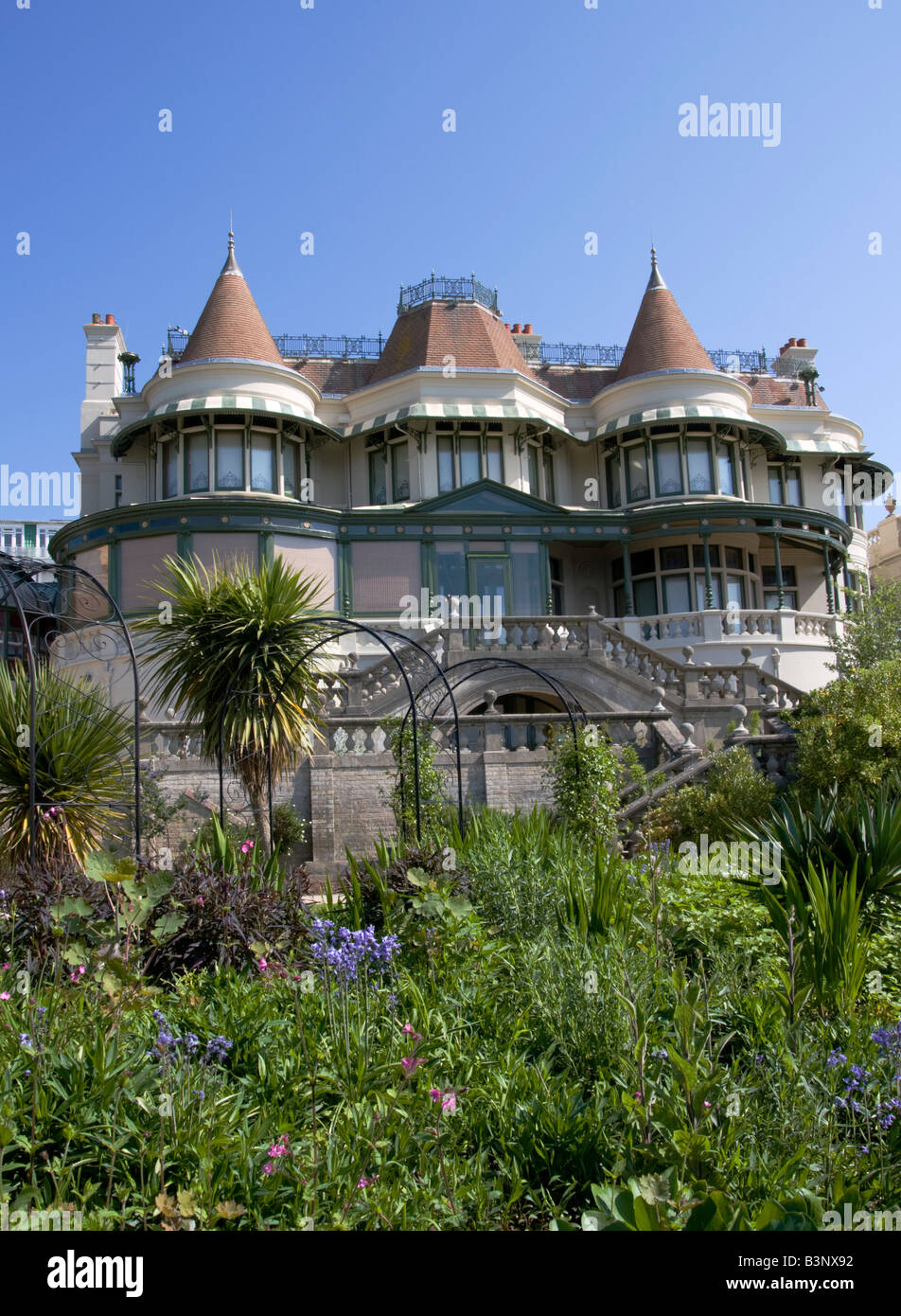 Russell cotes art gallery & museum hi-res stock photography and images ...