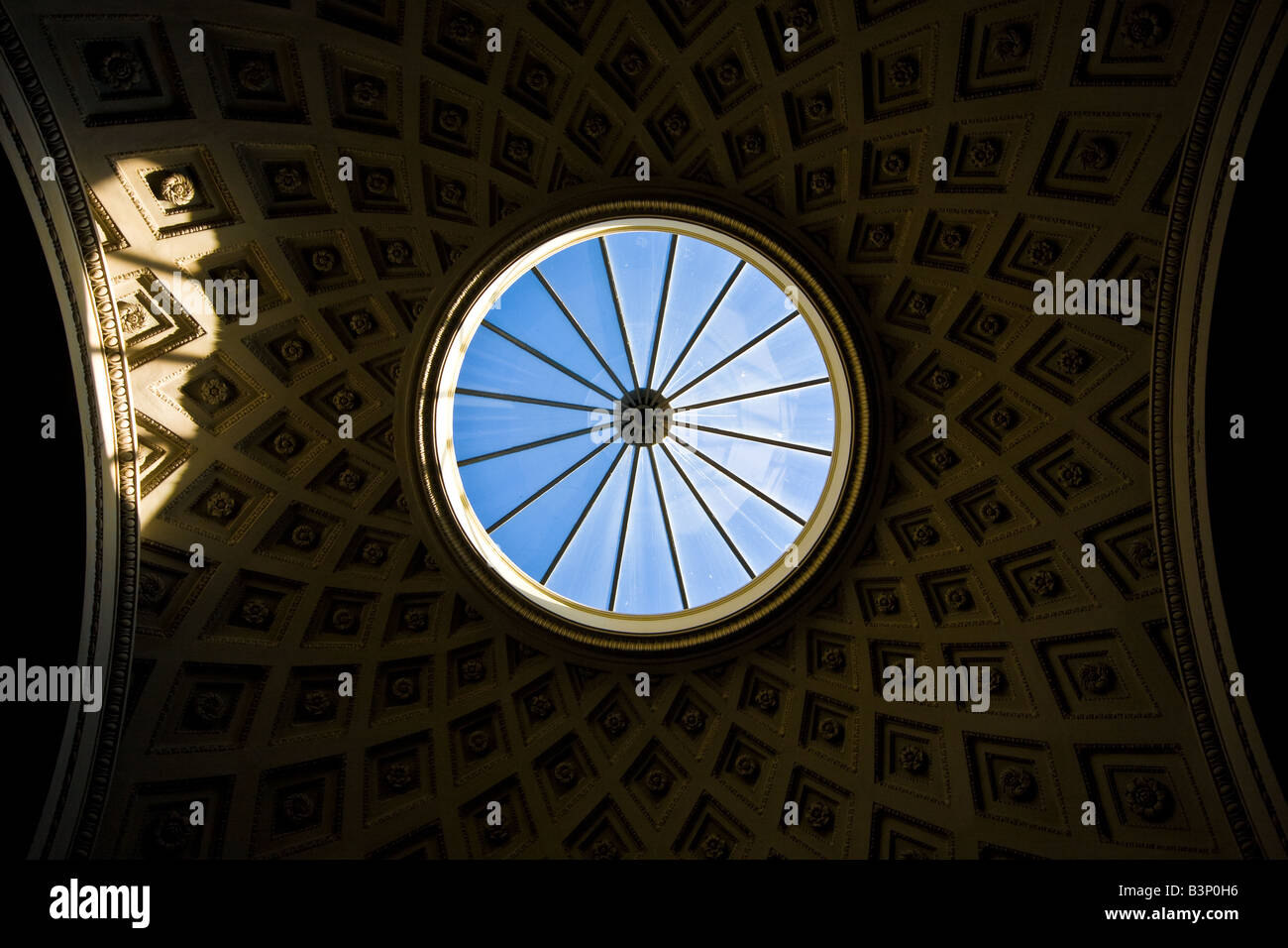 Skylight in a museum hi-res stock photography and images - Alamy