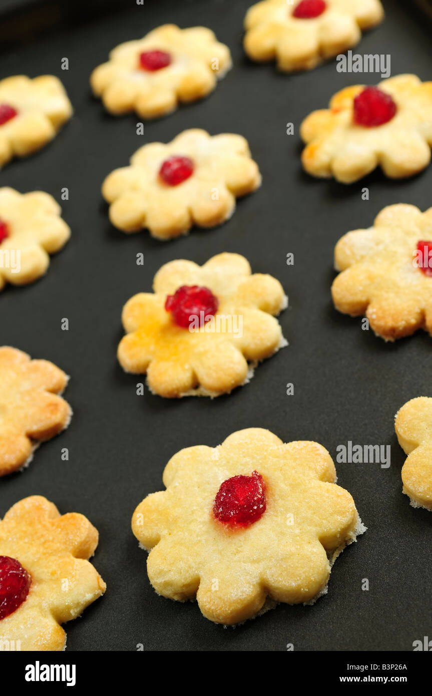 Shortbread tray hi-res stock photography and images - Alamy