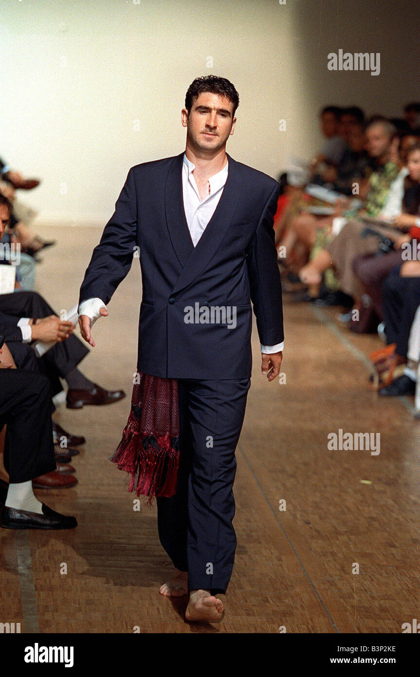 Eric Cantona models Paco Rabanne fashion on catwalk 1993 Stock Photo ...