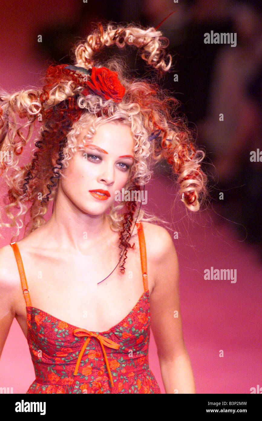 Betsey johnson model hi-res stock photography and images - Alamy