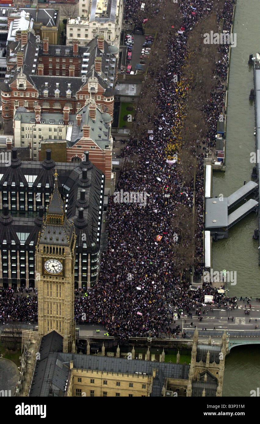 Iraq war march london 2003 hi-res stock photography and images - Alamy