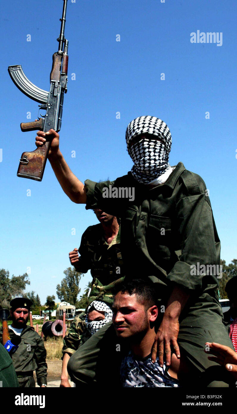 Allah s Army March 2003 the Arab volunteer s who have joined the Iraqi ...