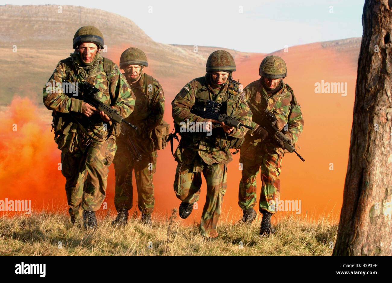 Army training camp hi-res stock photography and images - Alamy