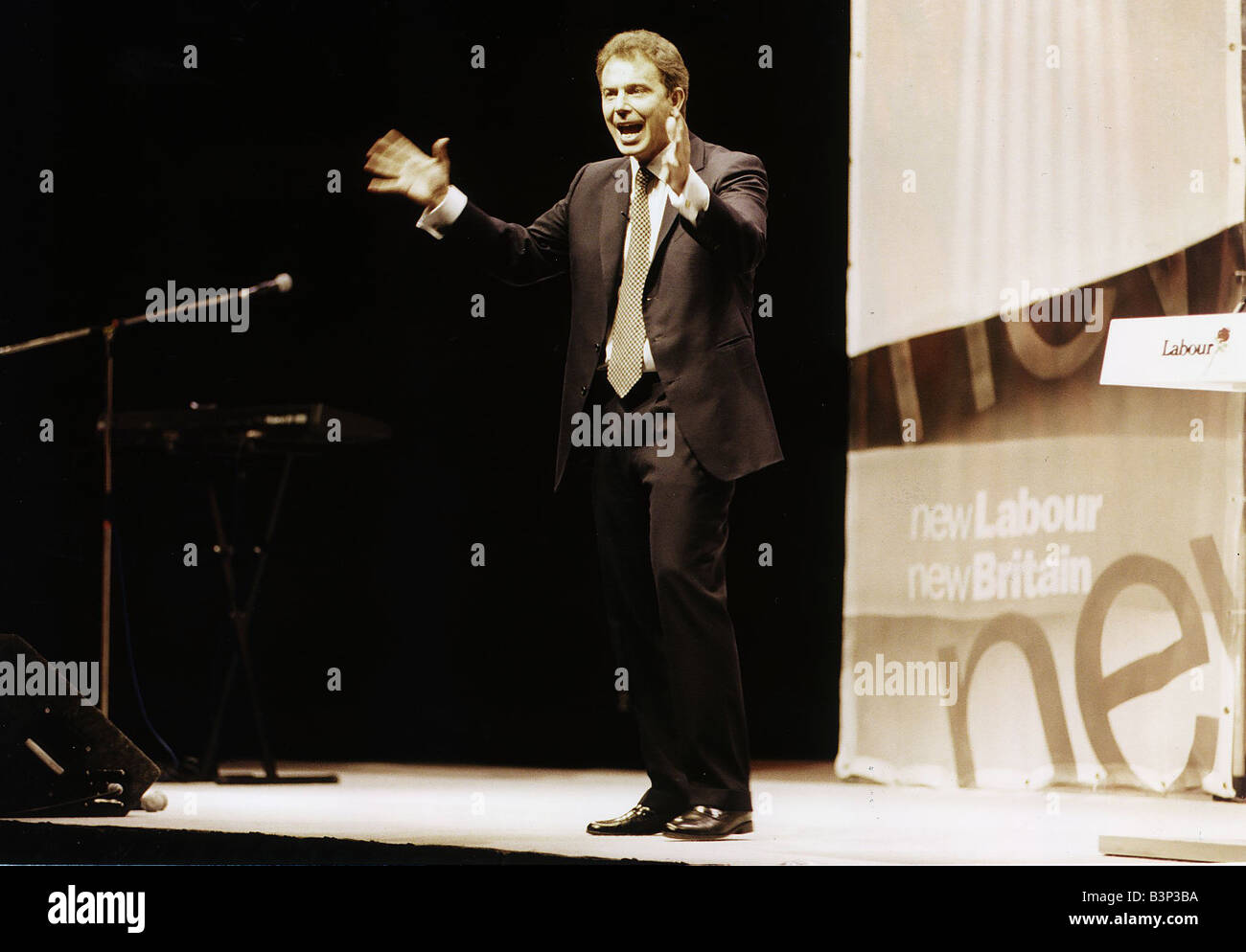 Labour 1997 election hi-res stock photography and images - Alamy