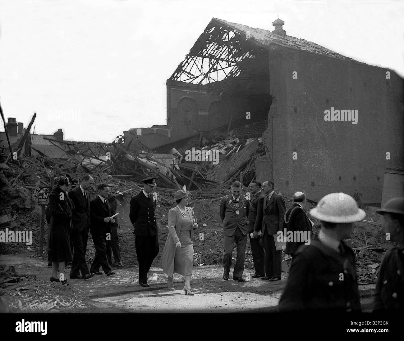 Ww2 air raid hull hi-res stock photography and images - Alamy