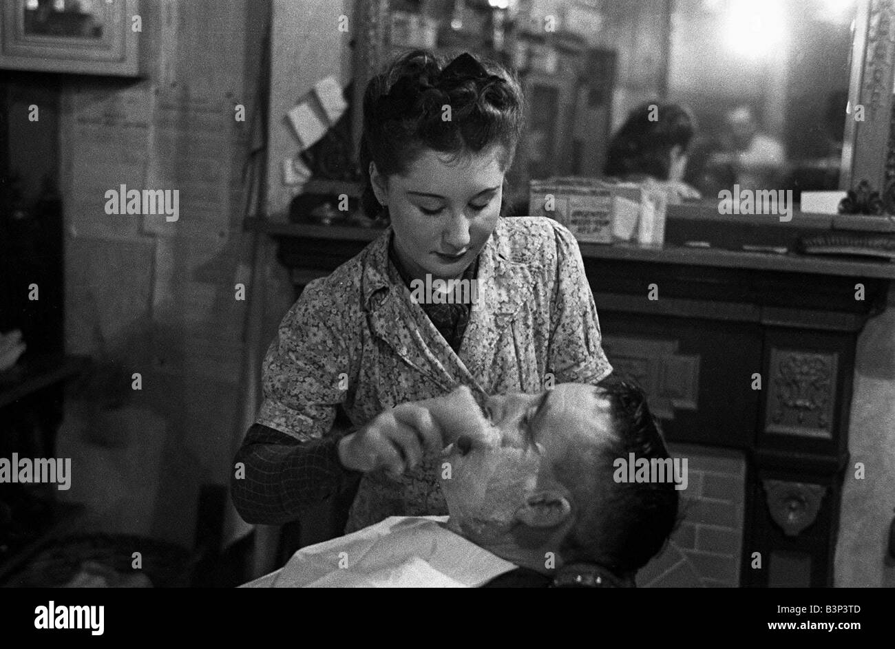 World war two war effort ww2 women working employment occupations hi ...