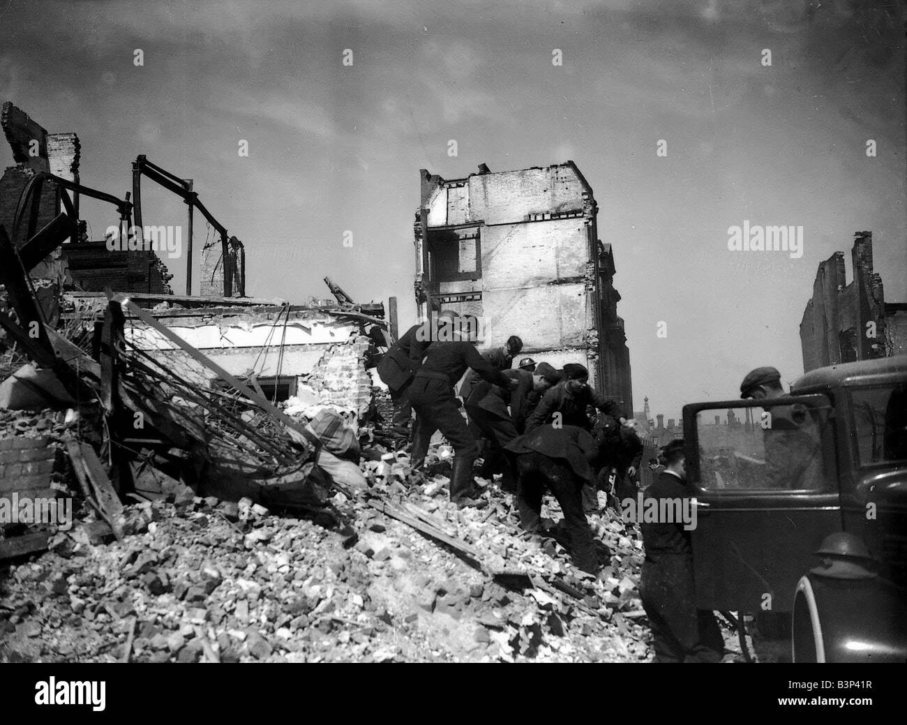 WW2 Air Raid Bomb Damage Norwich Members of the Auxillary Fire Service ...