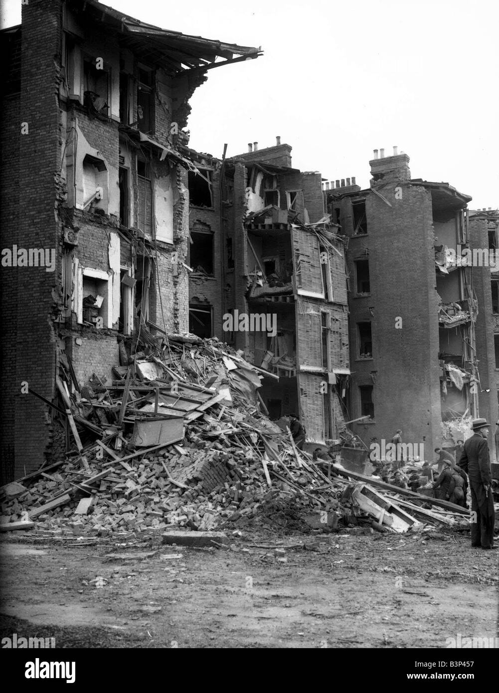 WW2 Air Raid Damage Maida Vale Bomb damage at Maida Vale Buildings ...