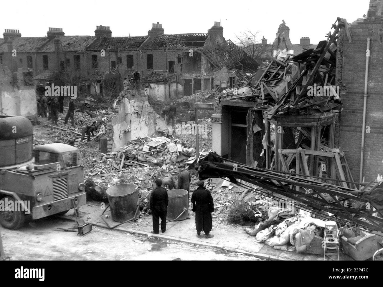 London Air Raid Damage Ww2 High Resolution Stock Photography and Images ...