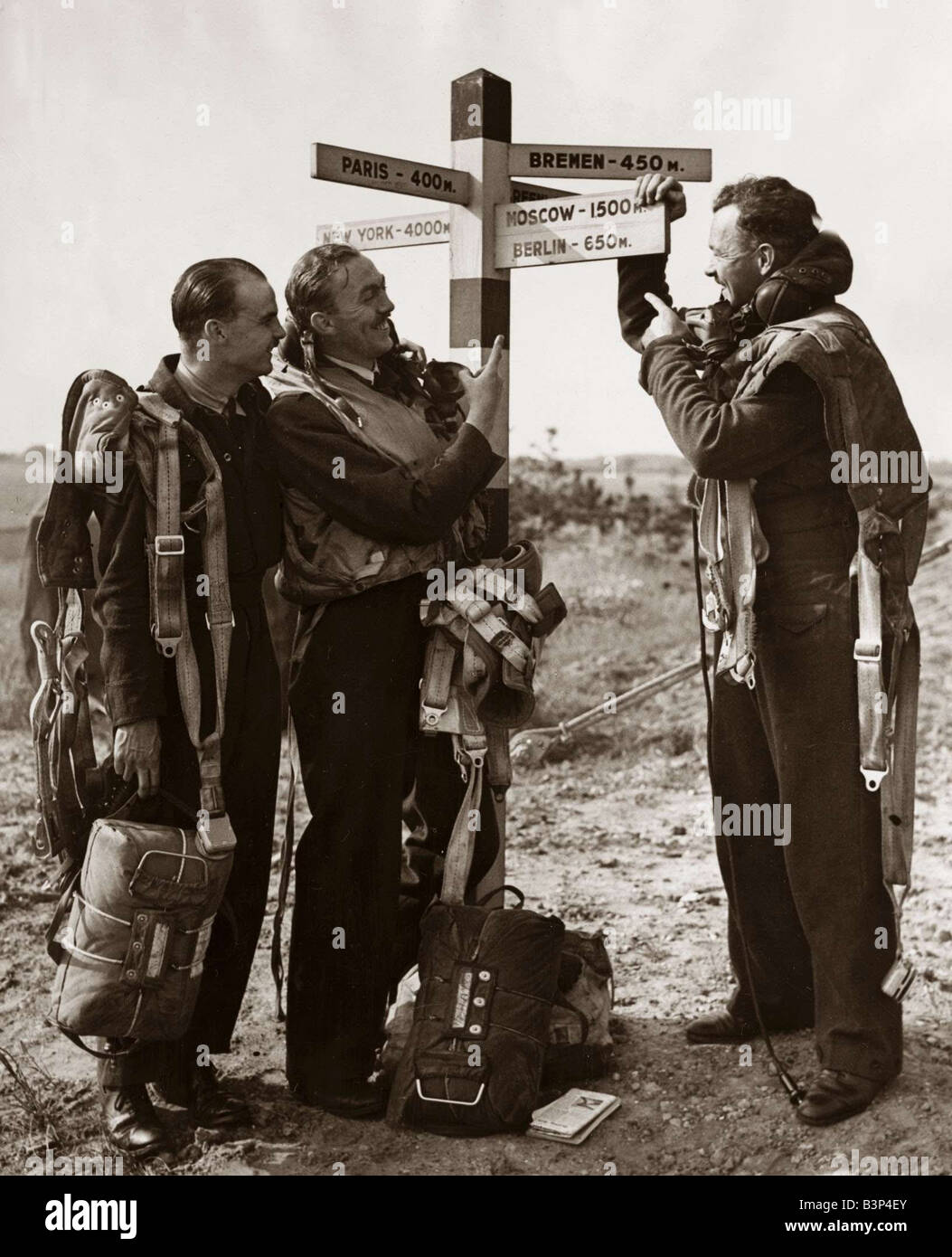 Ww2 Signpost High Resolution Stock Photography and Images - Alamy