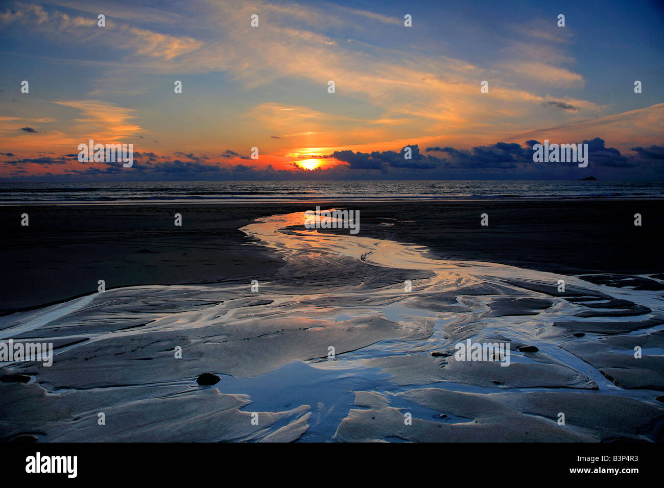 Cornwall beaches hi-res stock photography and images - Alamy