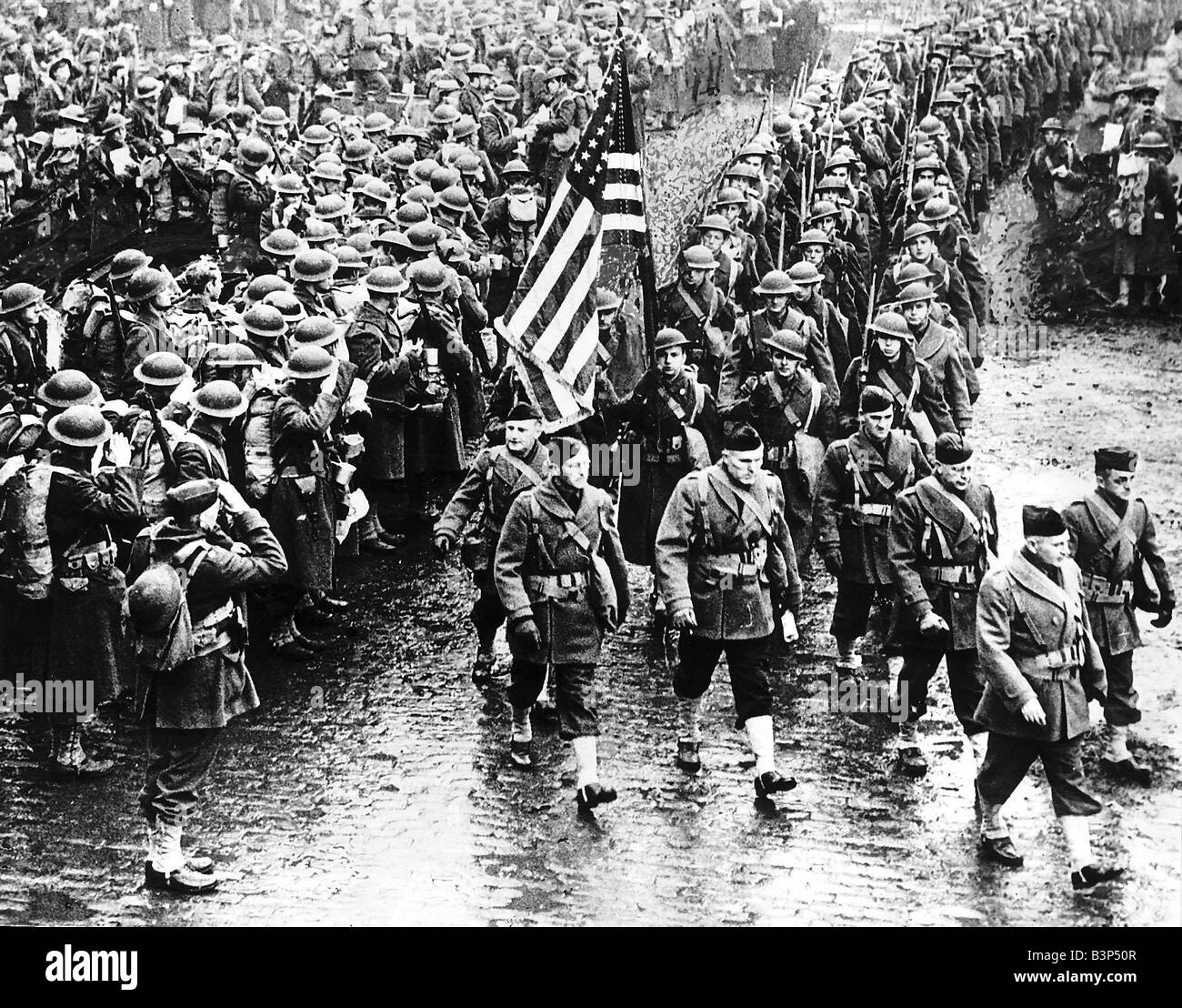 USA army parading 1942 Stock Photo - Alamy