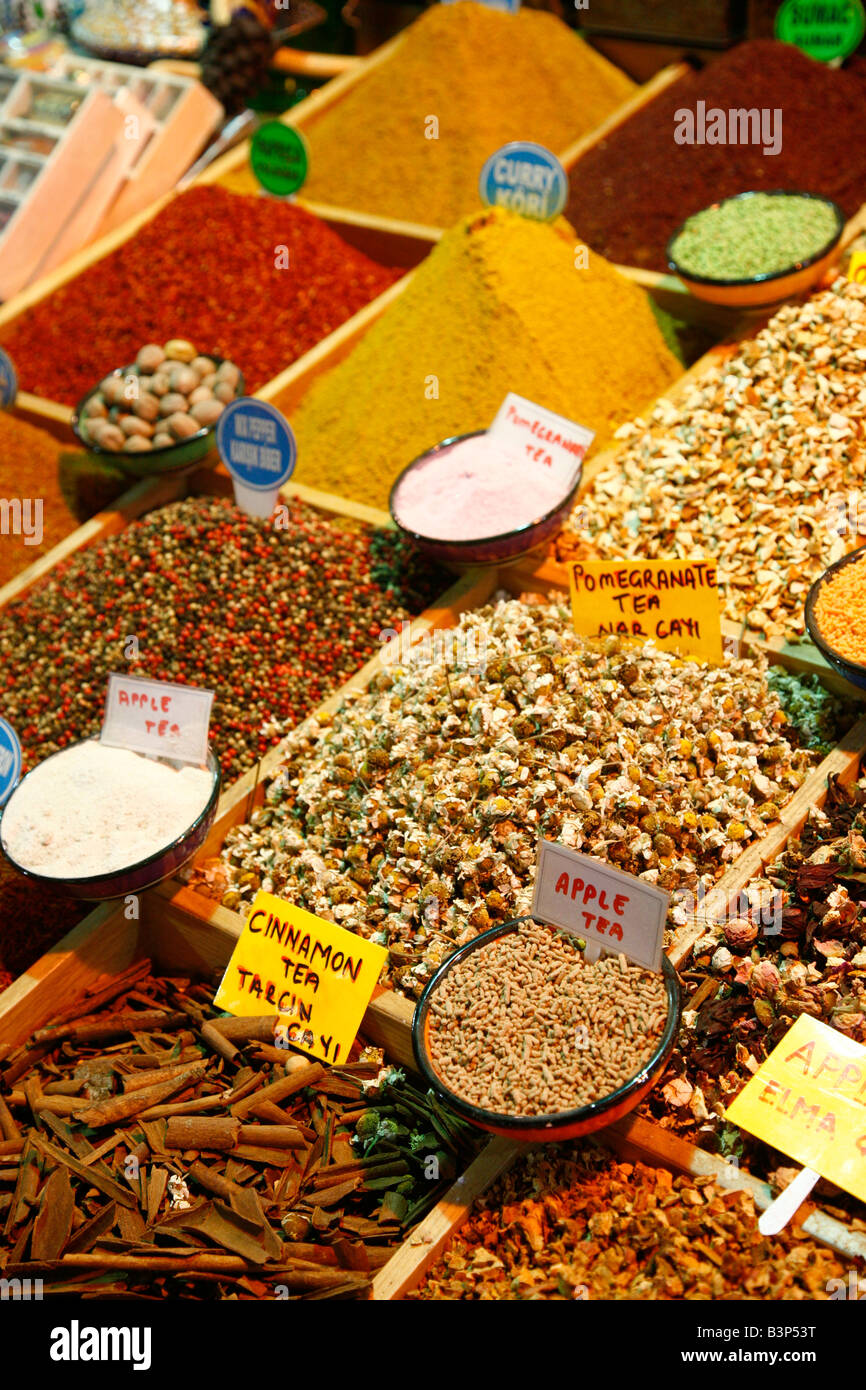 Spice shop detail hi-res stock photography and images - Alamy