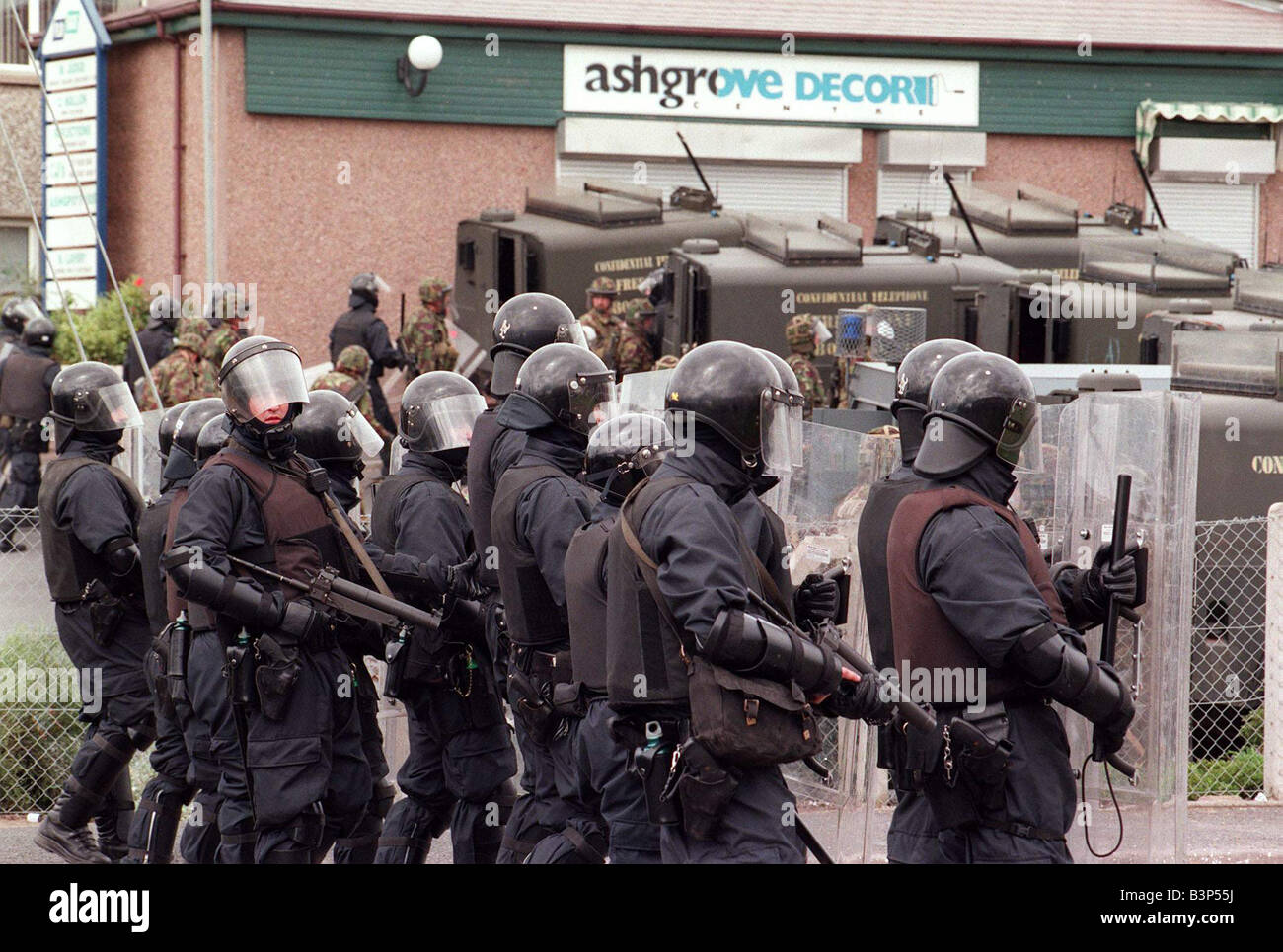 Drumcree Orange Parade At Portadown July 1997 A volcano of nationalist ...