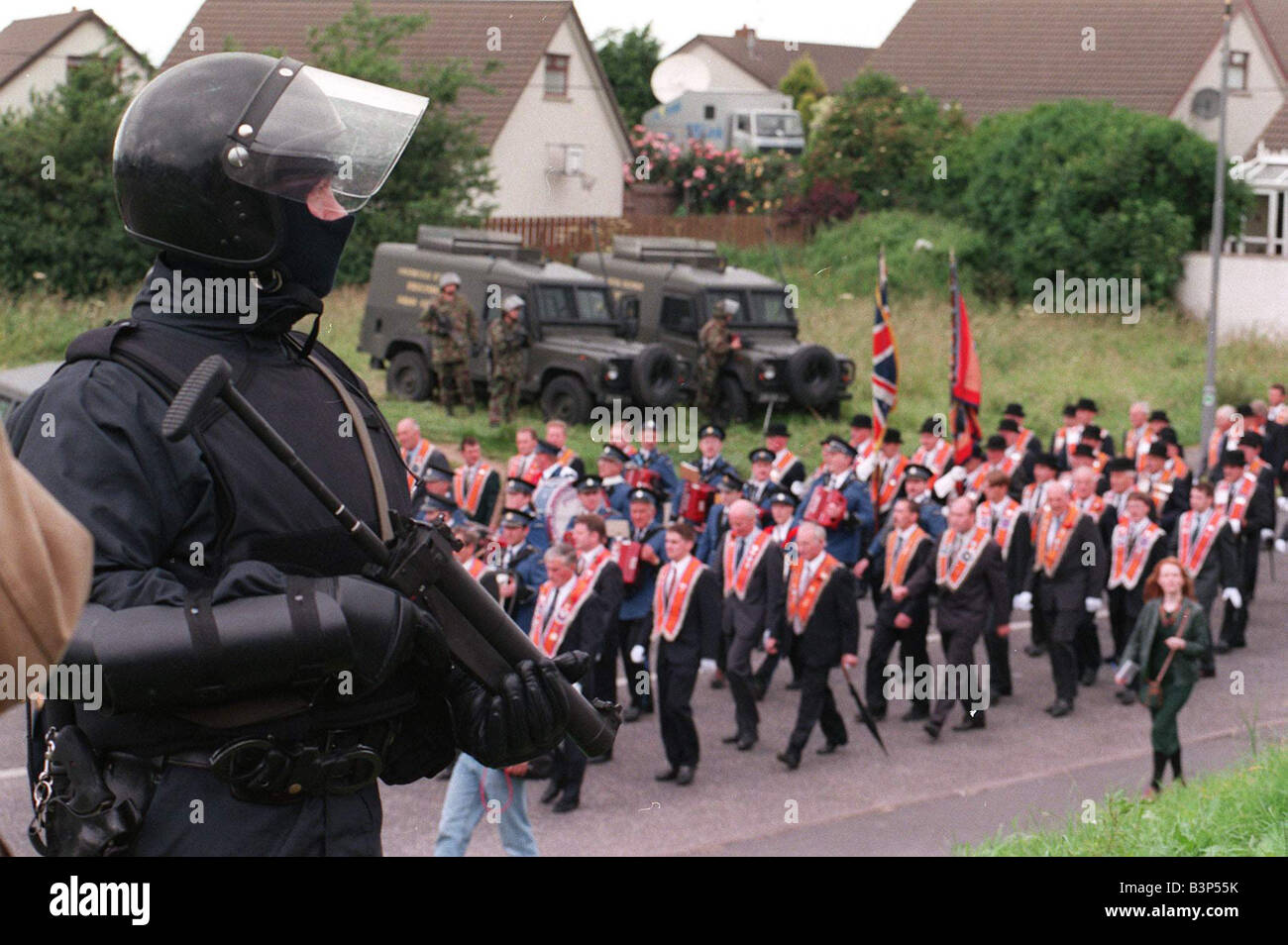 Drumcree Orange Parade At Portadown July 1997 A volcano of nationalist ...