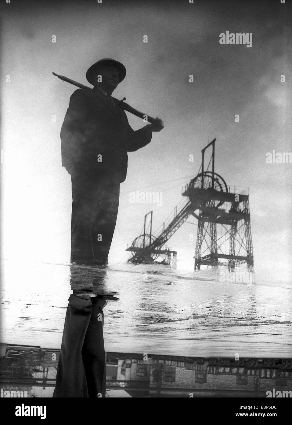 Home guard ww2 hi-res stock photography and images - Alamy