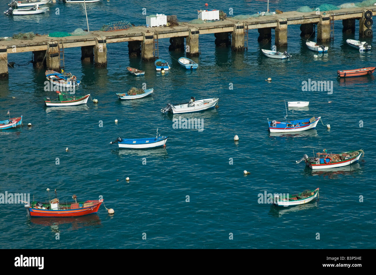 Fishing boats sagres harbour hi-res stock photography and images - Alamy