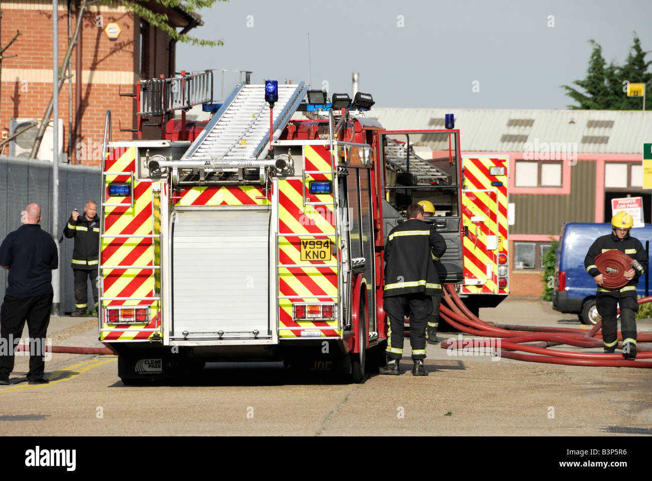 Fire in factory unit Basildon Essex Stock Photo - Alamy