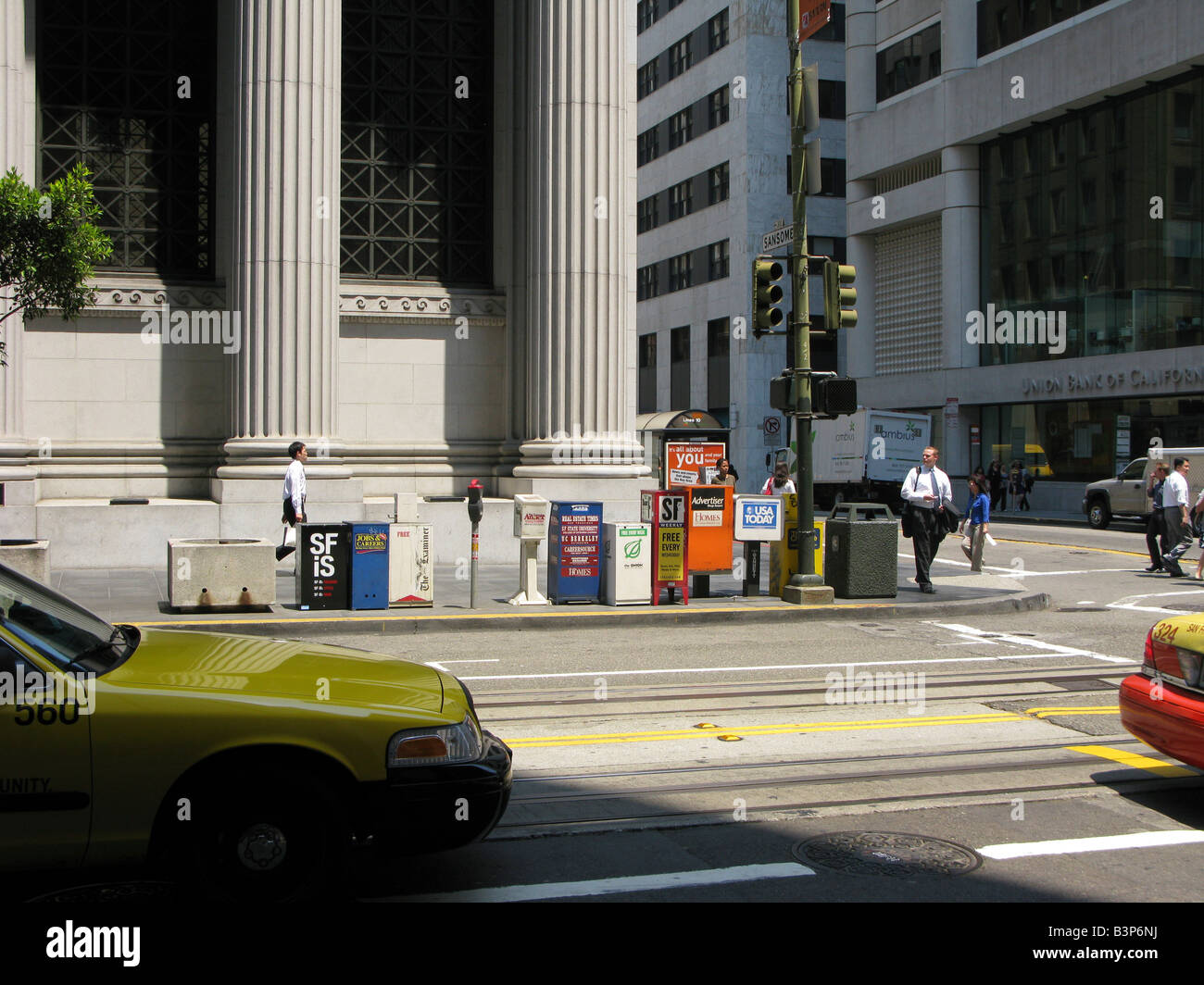 San francisco street scene hi-res stock photography and images - Alamy