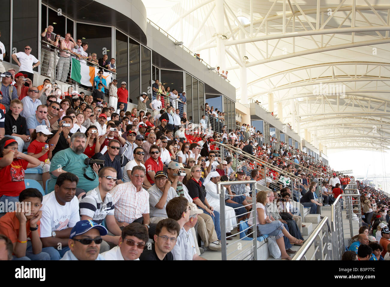 Audience crowd the main grandstand during the race for the 2007 Bahrain ...