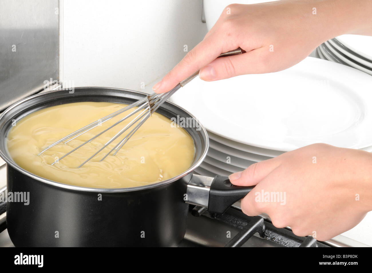 Custard sauce hi-res stock photography and images - Alamy