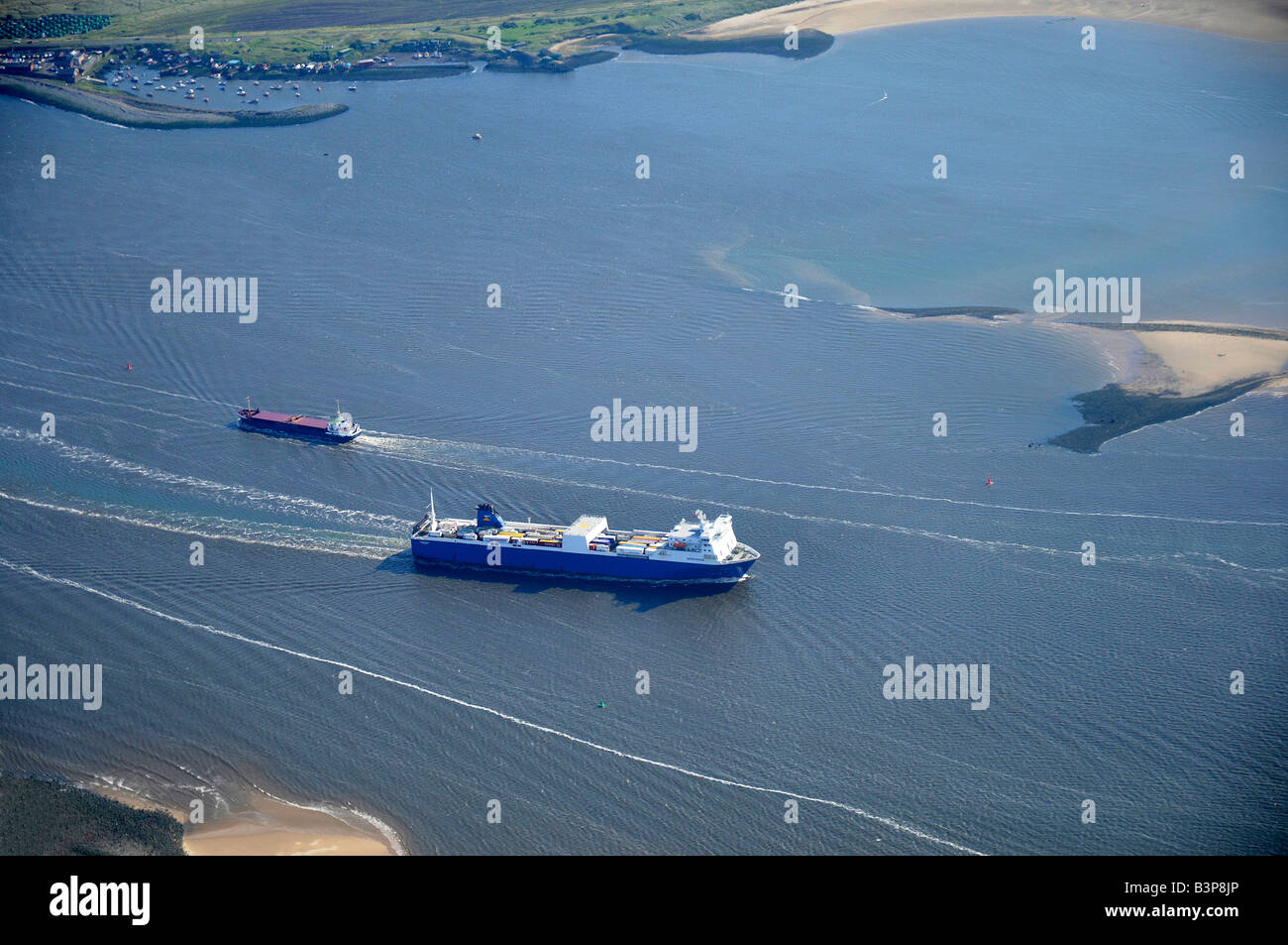 River tees mouth hi-res stock photography and images - Alamy