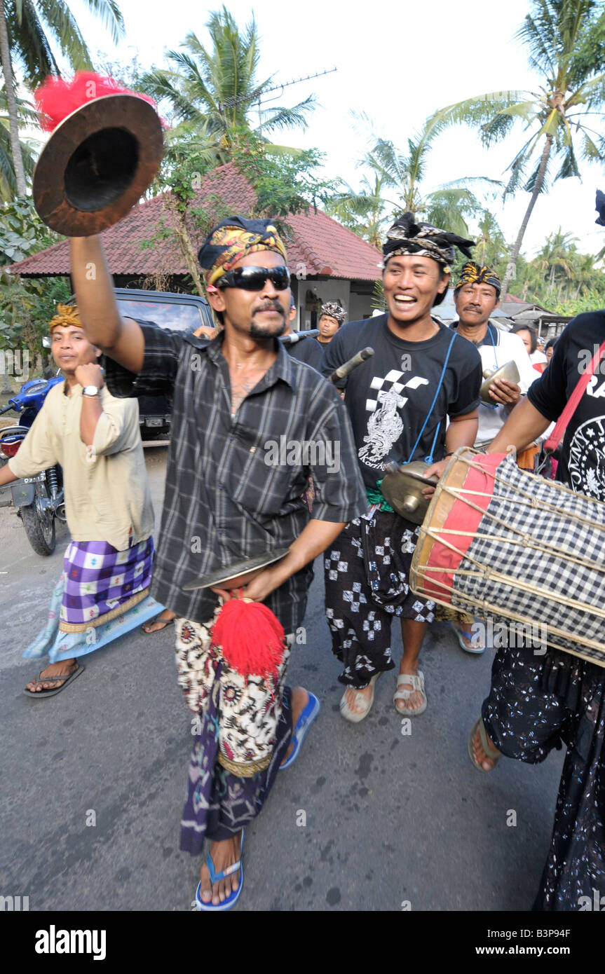 temple festival(odalan) procession , antiga, village outside candidasa ...