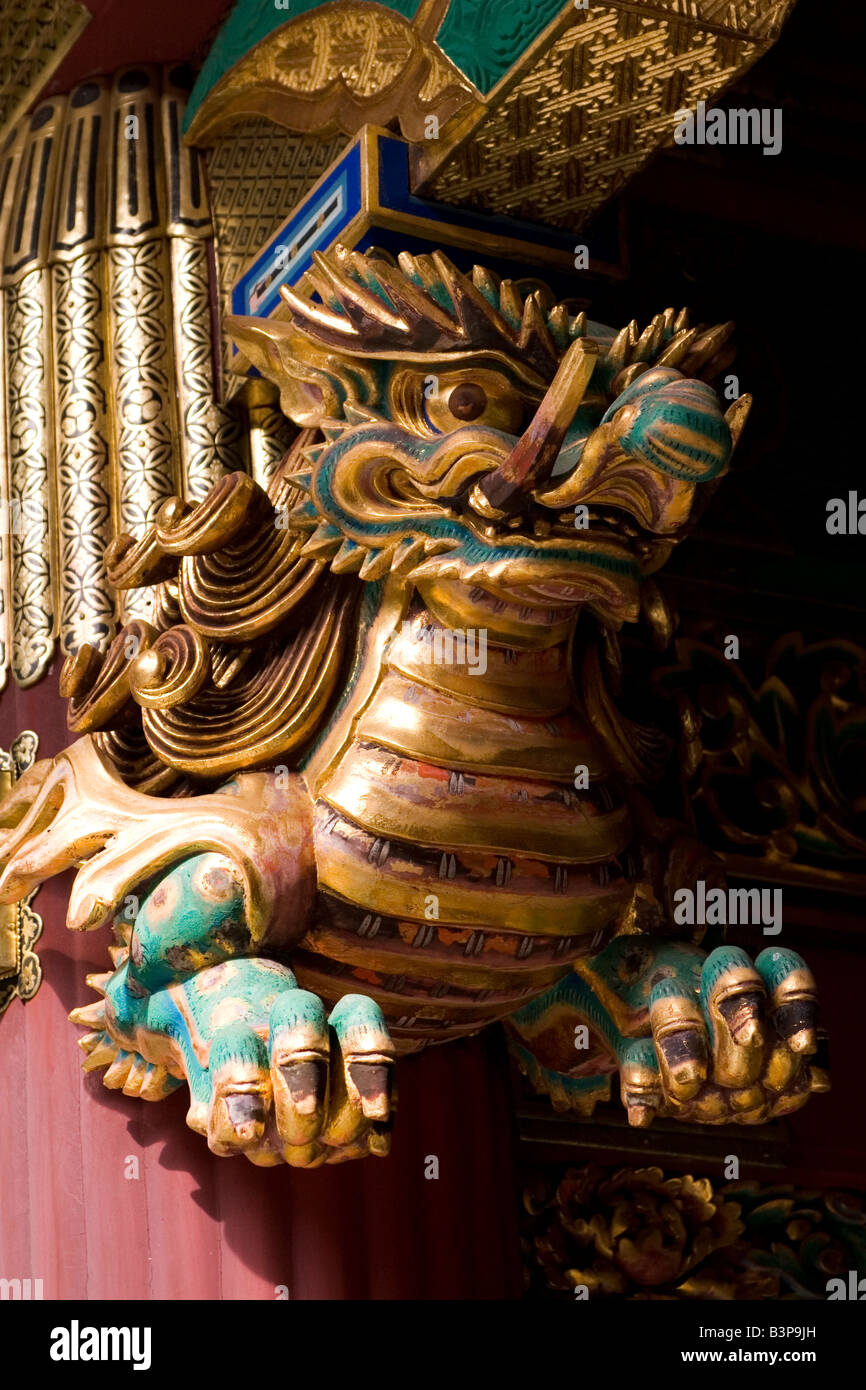 A lion statue at the shrine of Shogun Tokugawa Ieyasu in Nikko, Japan ...