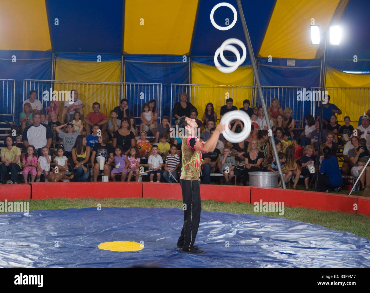 Juggler at a circus Stock Photo - Alamy