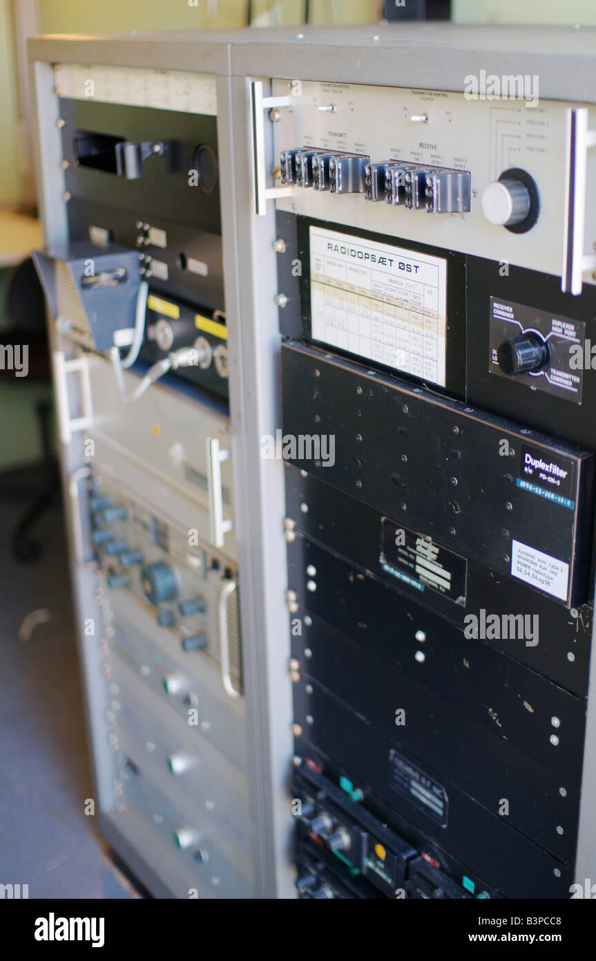 HAWK control center HAWK is an American medium range surface to air ...