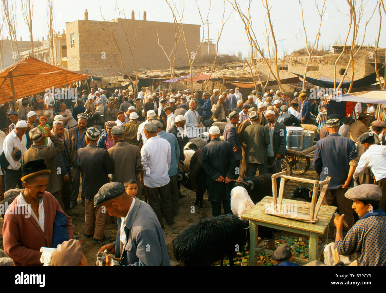 Uigurs hi-res stock photography and images - Alamy