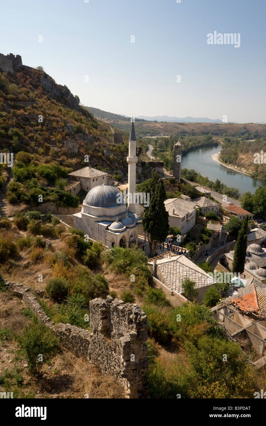 Mosque and old town overlooking river Stock Photo - Alamy