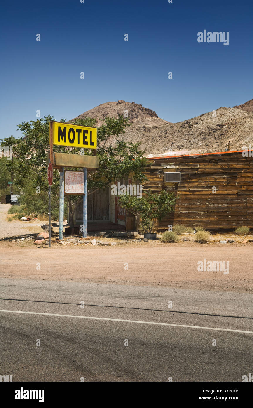 Desert sun motel hi-res stock photography and images - Alamy