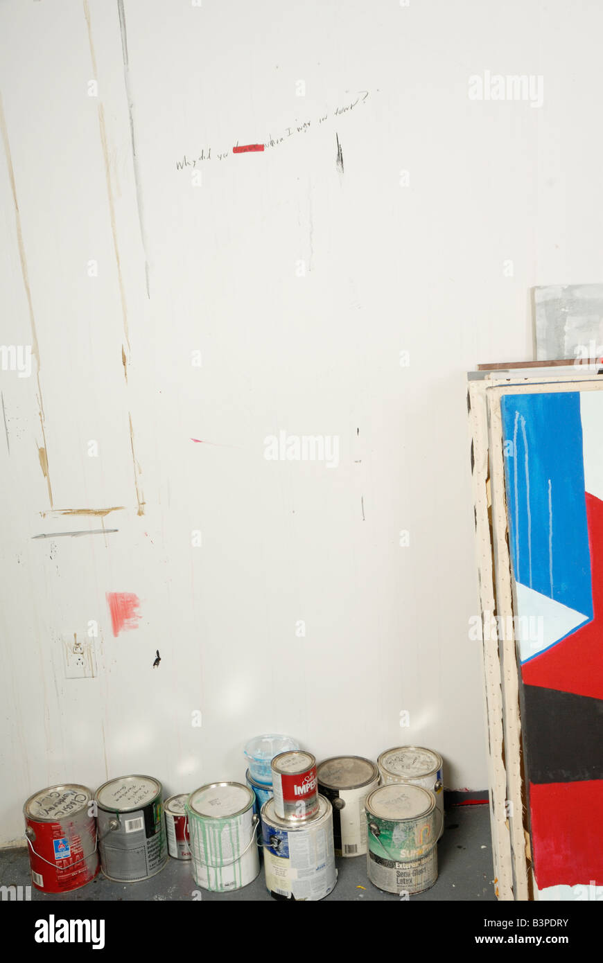 Paint splatter on wall Stock Photo - Alamy